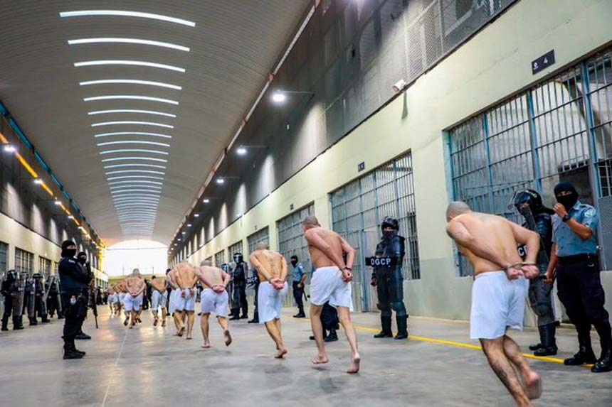 CECOT: LA CÁRCEL MÁS GRANDE DE LATINOAMÉRICA PARA PANDILLEROS EN EL ...