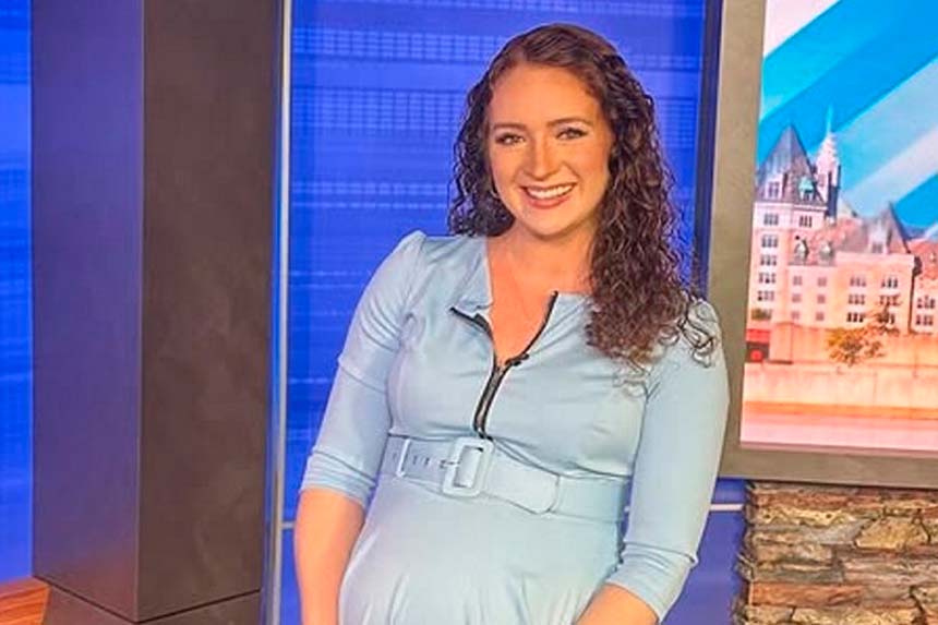 PRESENTADORA DE NOTICIAS INICIA LABOR DE PARTO A MEDIO PROGRAMA, EN EEUU